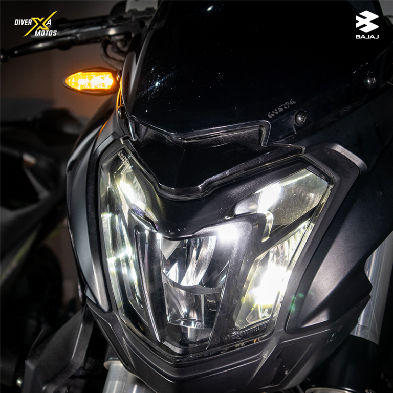 BAJAJ Dominar 400 2023 - Diverxa Motos